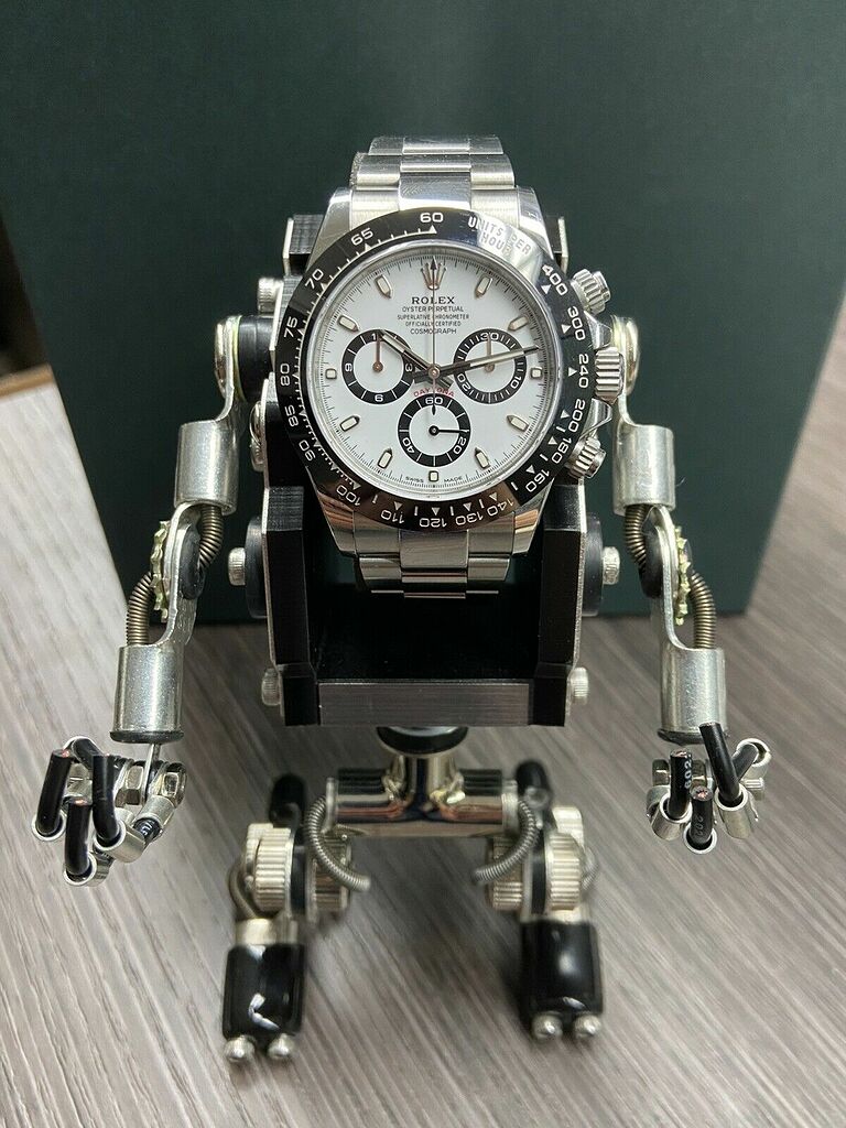 Robot watch stand - Algemene Horlogepraat - Horlogeforum.nl - het forum ...