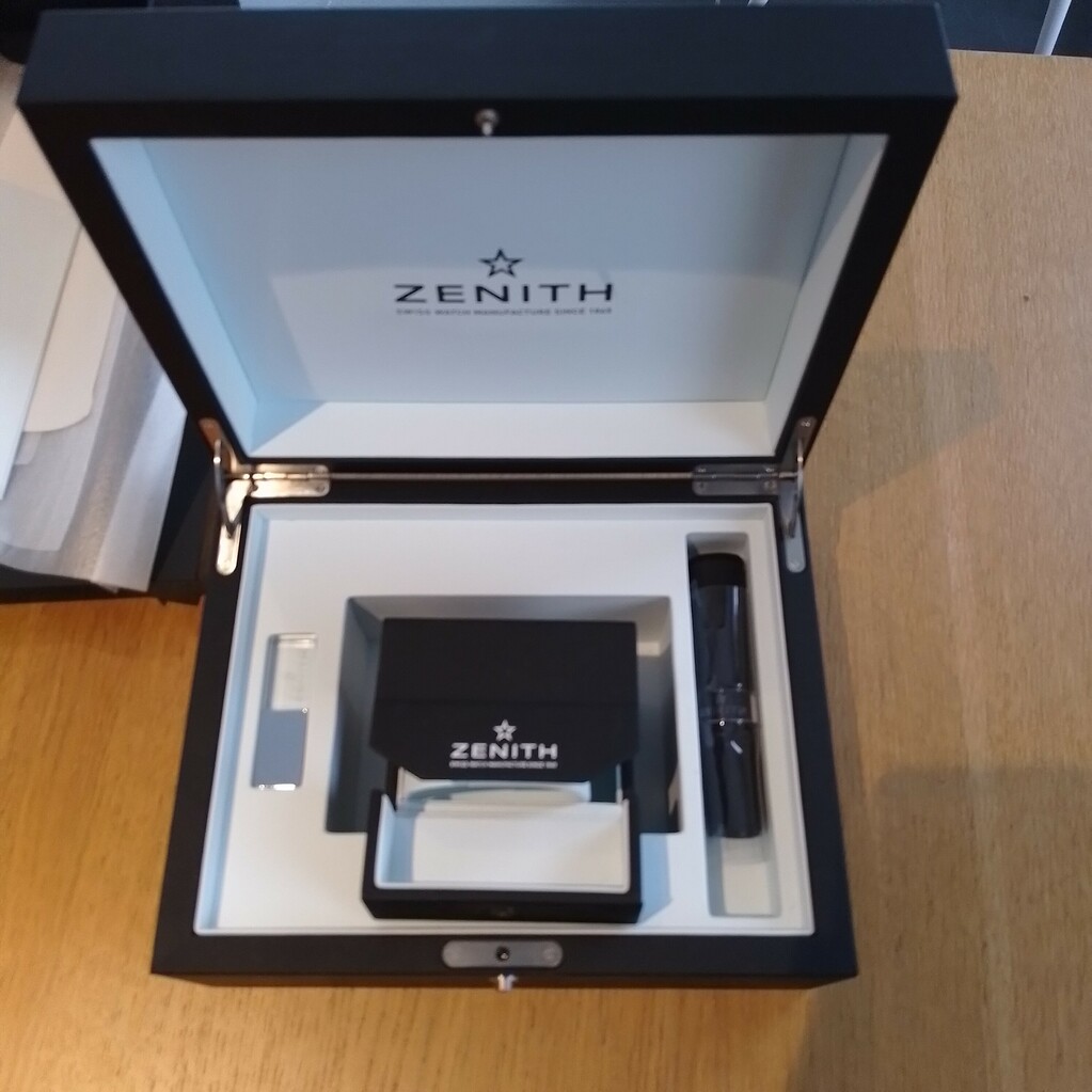 TK: Zenith Defy Classic Skeleton Ceramic - Horlogemarkt (horloges) - Horlogeforum.nl - het forum ...